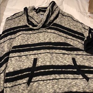 Splendid | Sweaters | Splendid Black And White Sweater | Poshmark